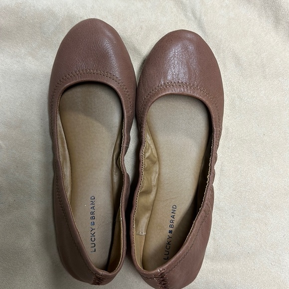 Lucky Brand | Shoes | Leather Lucky Flats | Poshmark